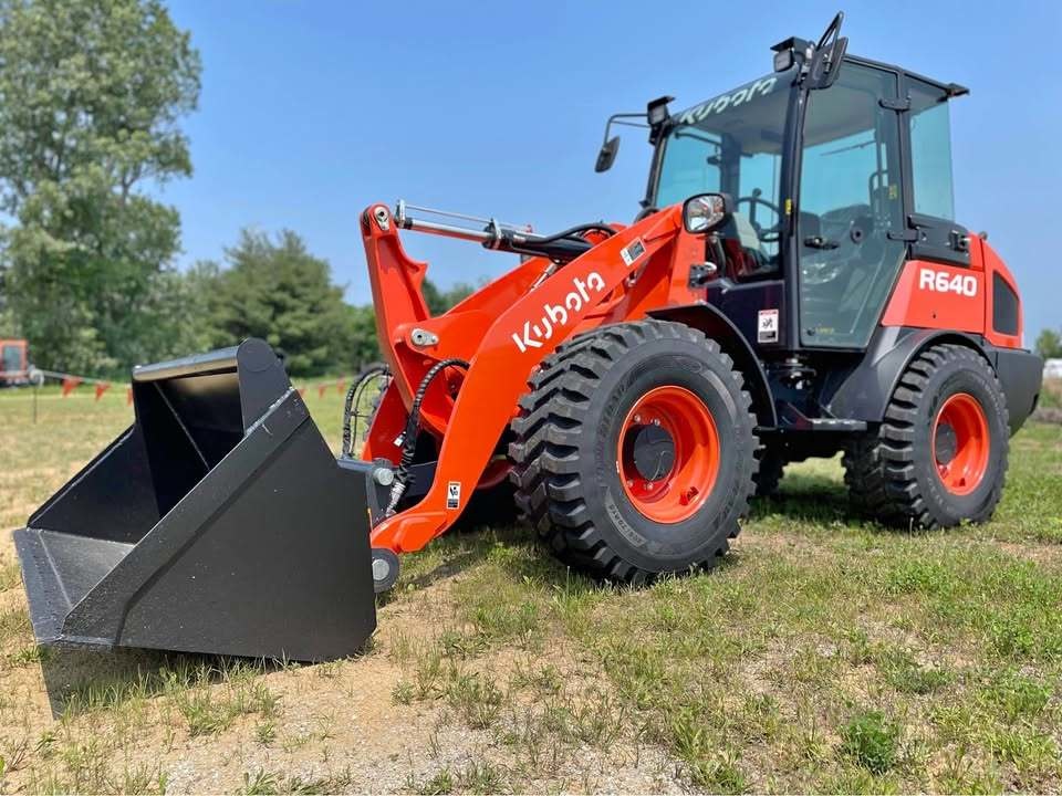 Kubota R640 Wheel Loader - Wadhams Equipment